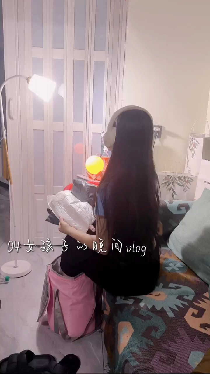 “大脸猫Vicky”主播-“大脸猫Vicky”直播-“大脸猫Vicky”视频直播间-万佳直播吧主播专栏
