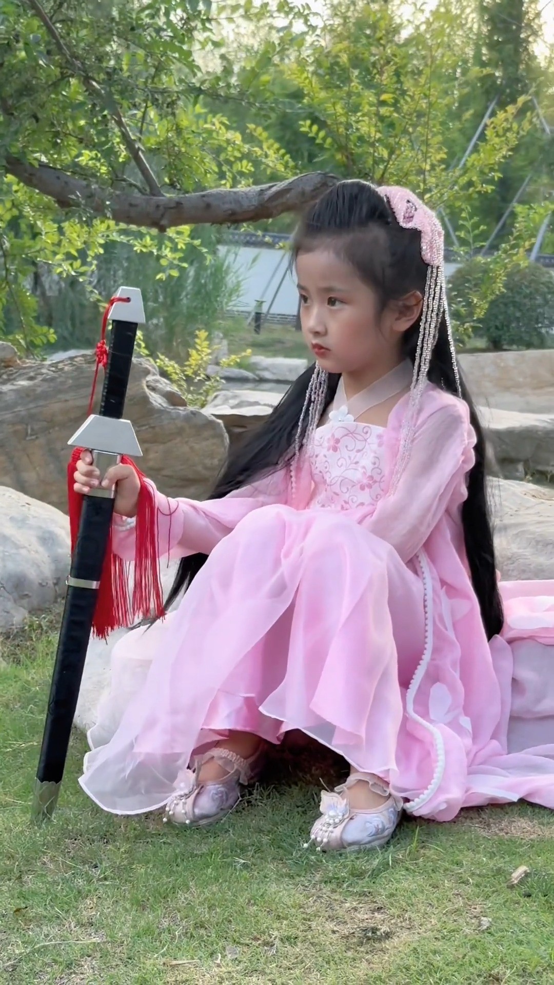 被这个退场方式惊艳到！ 你是懂怎么有效耍帅的~.-“安娜Annaa”主播视频直播-“安娜Annaa”视频直播-万佳直播吧主播专栏